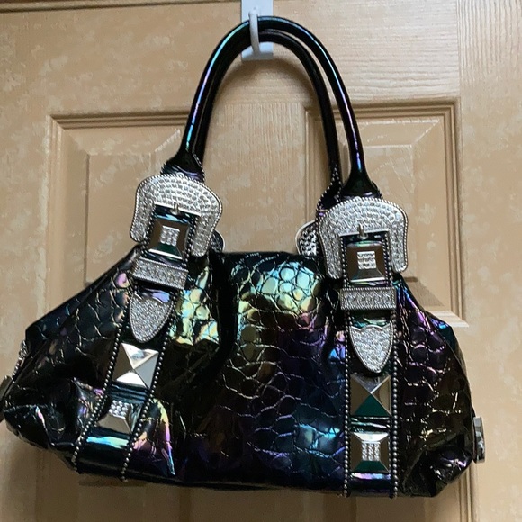 charm and luck | Bags | Charm And Luck Silver Rhinestone Handbag W ...